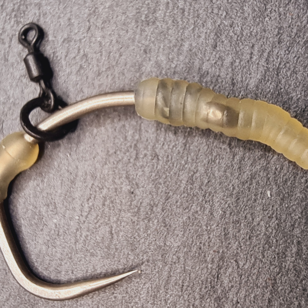 The Lock Solid PVA Bag Rigs - OMC Dazzler aligners, OMC Lock Hooks ...